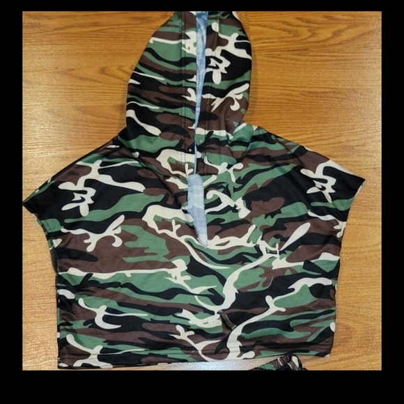 Shorts | Nwot 2 Piece Camo Short Set | Poshmark